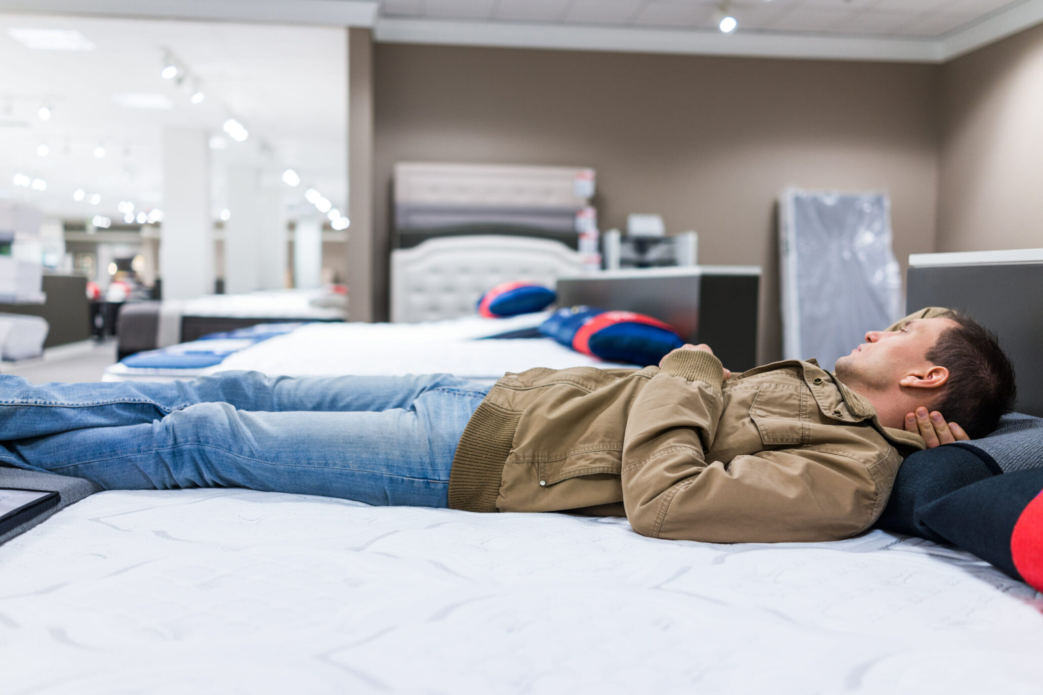 Select The Right Mattress To Support Spine Health - Summit Orthopedics