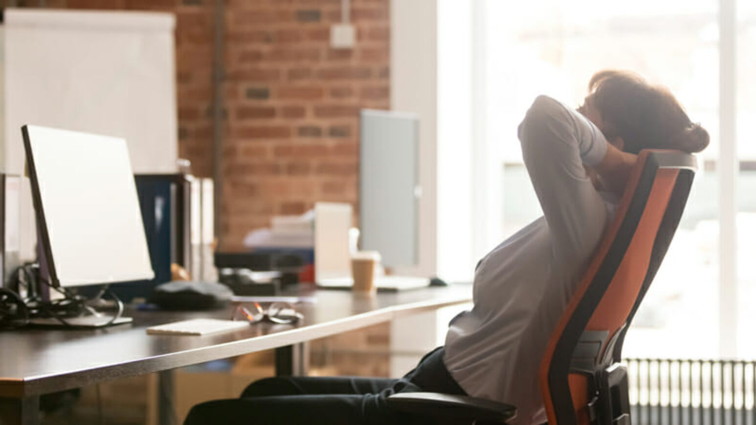 Arthritis Tips to Ease Joint Pain in the Workplace | Summit Orthopedics