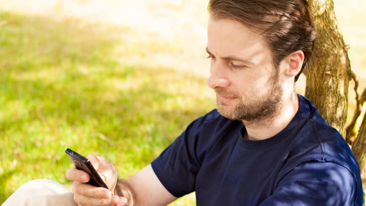 Tips To Fight “Text Neck” With Proper Posture | Summit Orthopedics