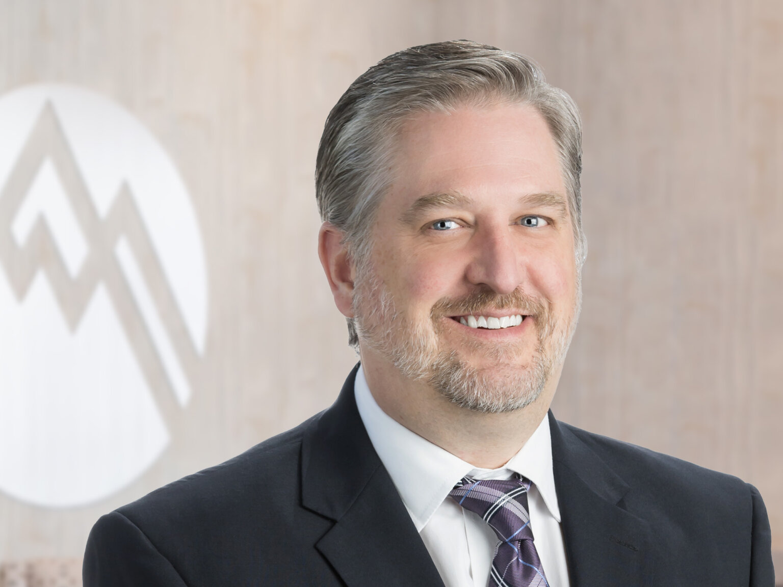 Knee Care and Treatment | Summit Orthopedics