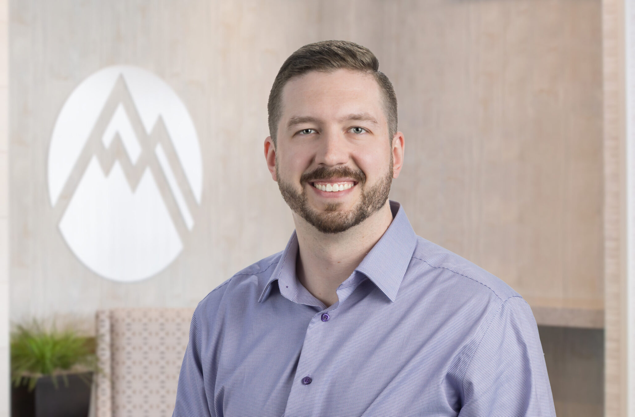 Adam Thacker, PT, DPT | Summit Orthopedics