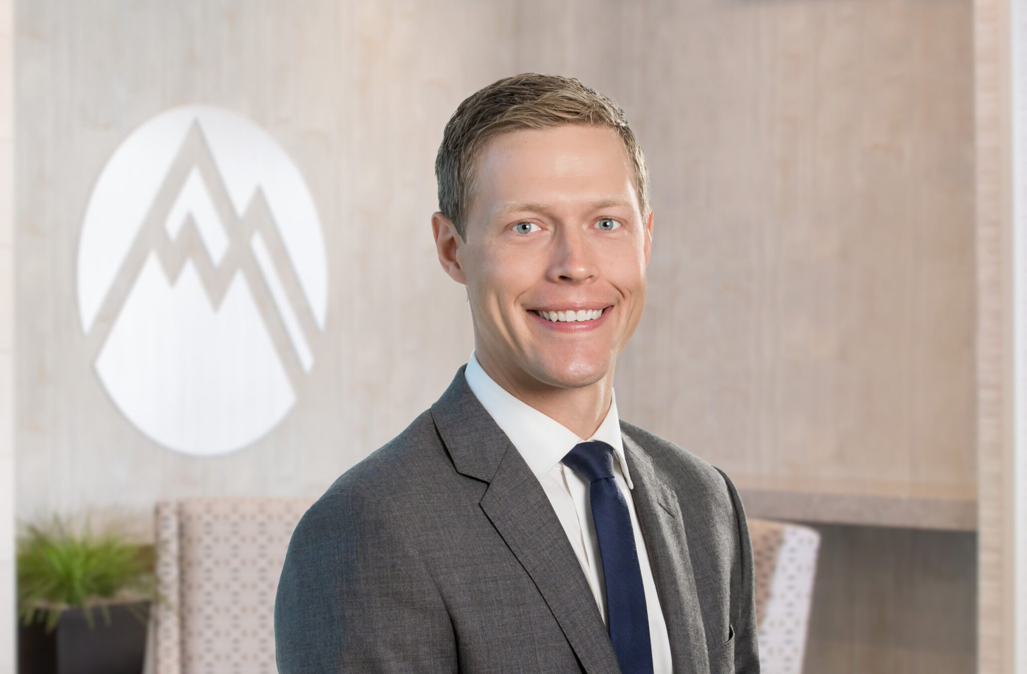 Dane C. Hansen, D.O. | Summit Orthopedics