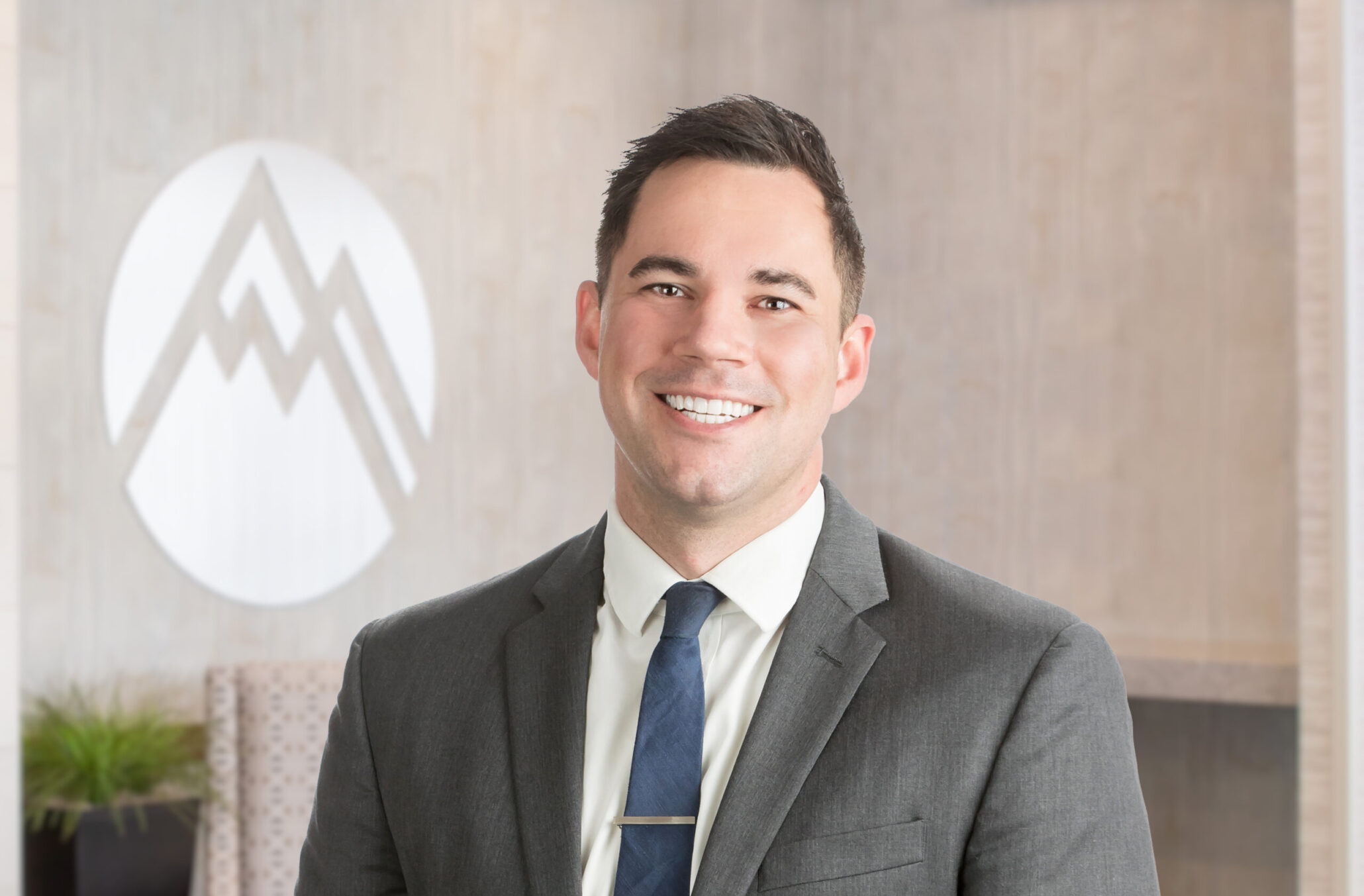 Daniel T Probst, MD, CAQ | Summit Orthopedics