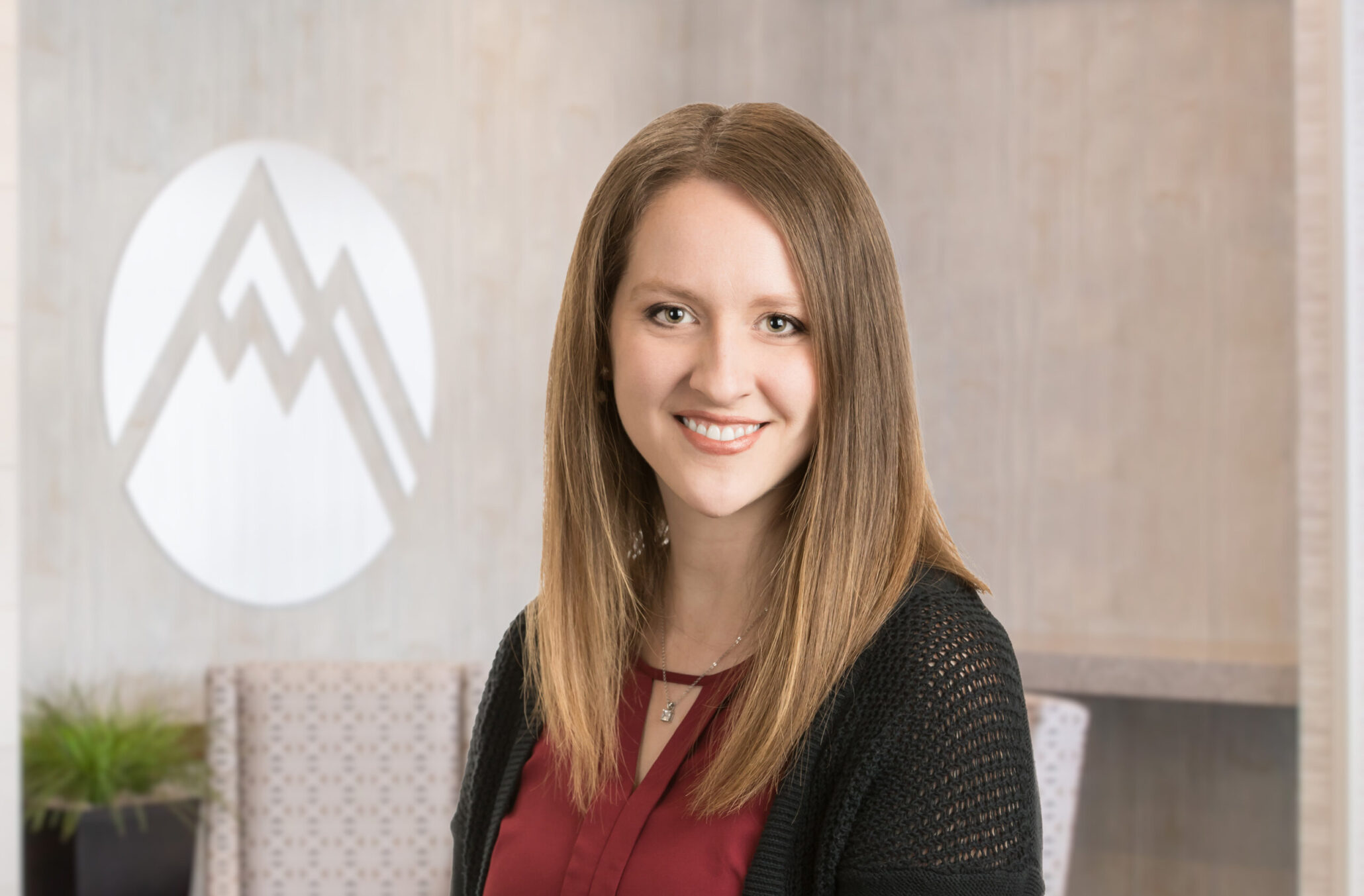 Erica Gustafson, PT, Cert. MDT | Summit Orthopedics