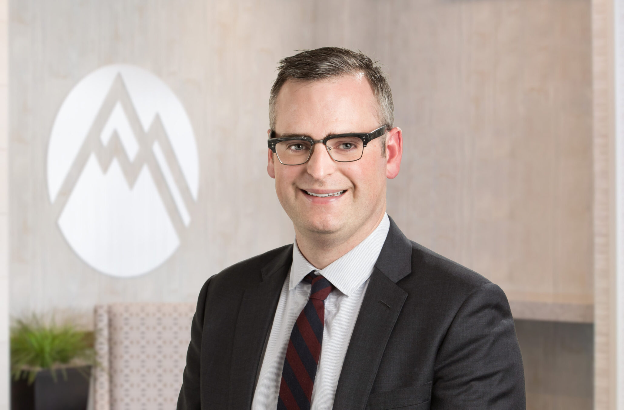 Summit Orthopedic Surgeon | Michael R Anderson, DO