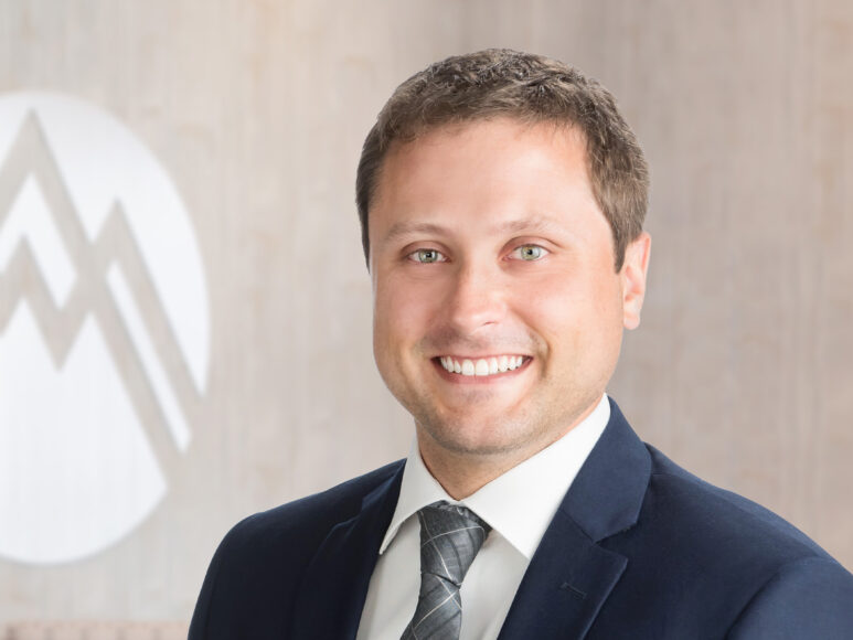 Samuel D Russ, MD | Summit Orthopedics