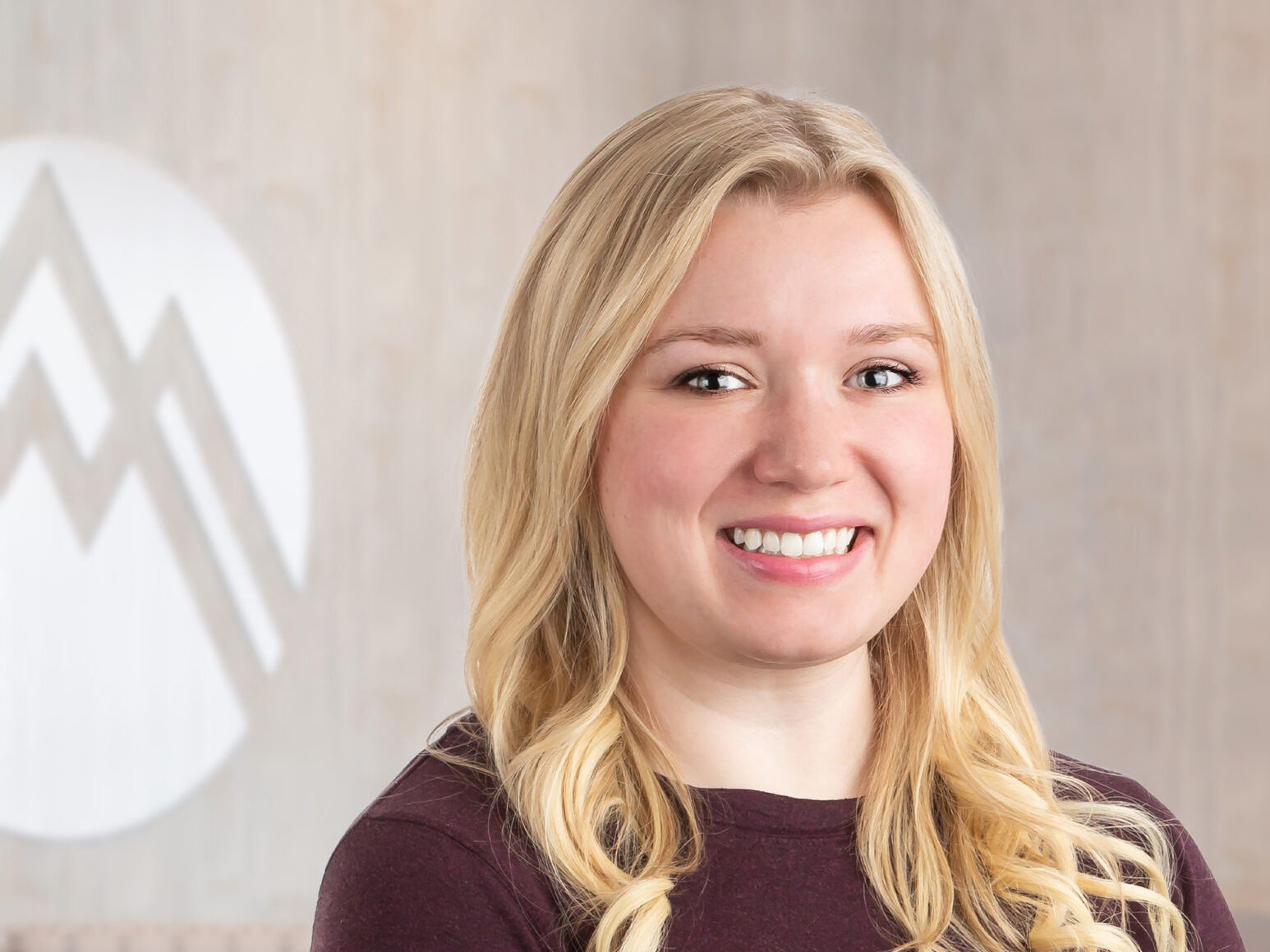 Sara Balster, MS, OTR/L, CHT | Summit Orthopedics