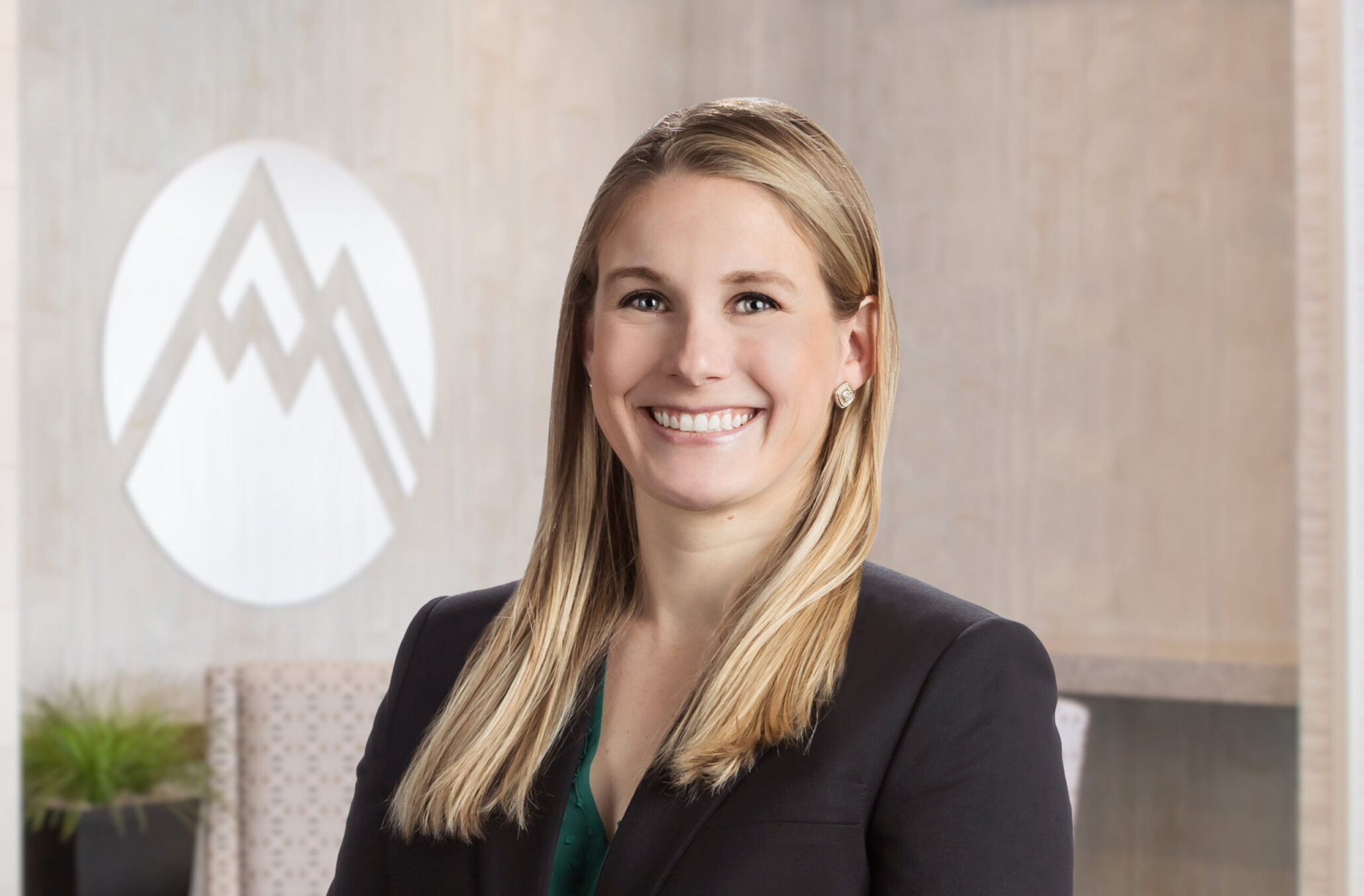 Kelsey Overman, MD | Summit Orthopedics