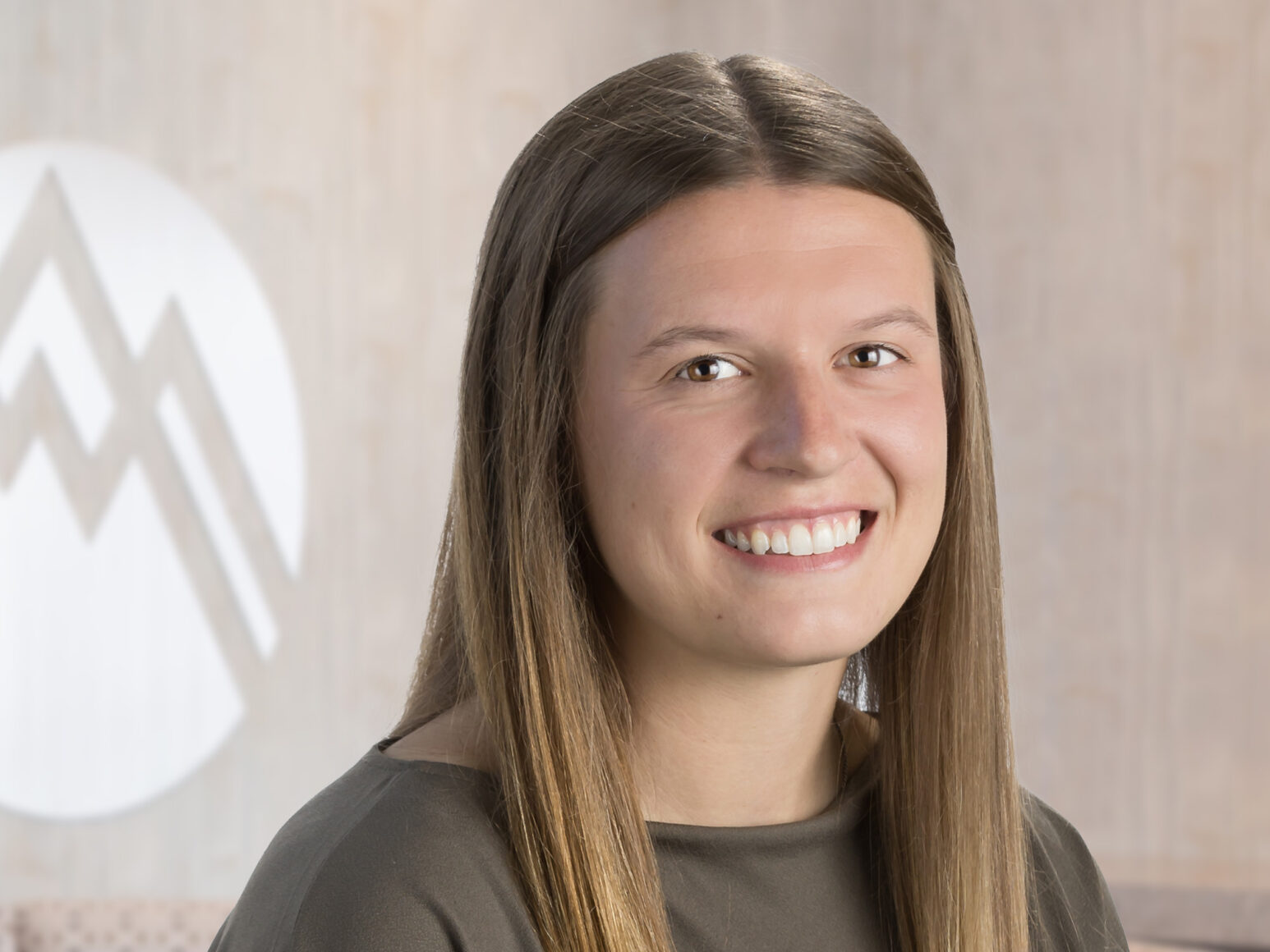 Morgan Newpower, PT, DPT | Summit Orthopedics